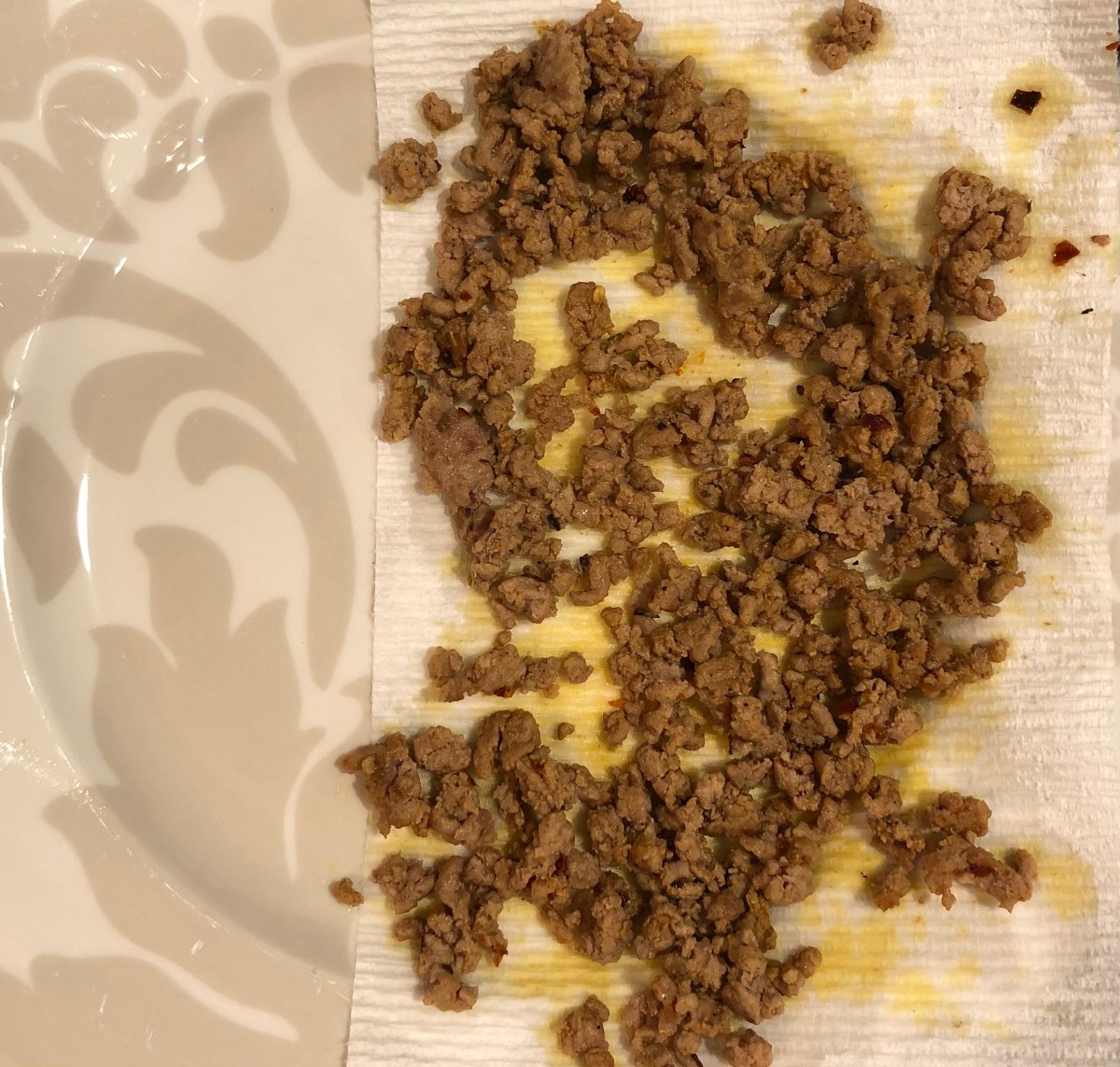 Want to make your ground beef less fatty? It’s super easy!